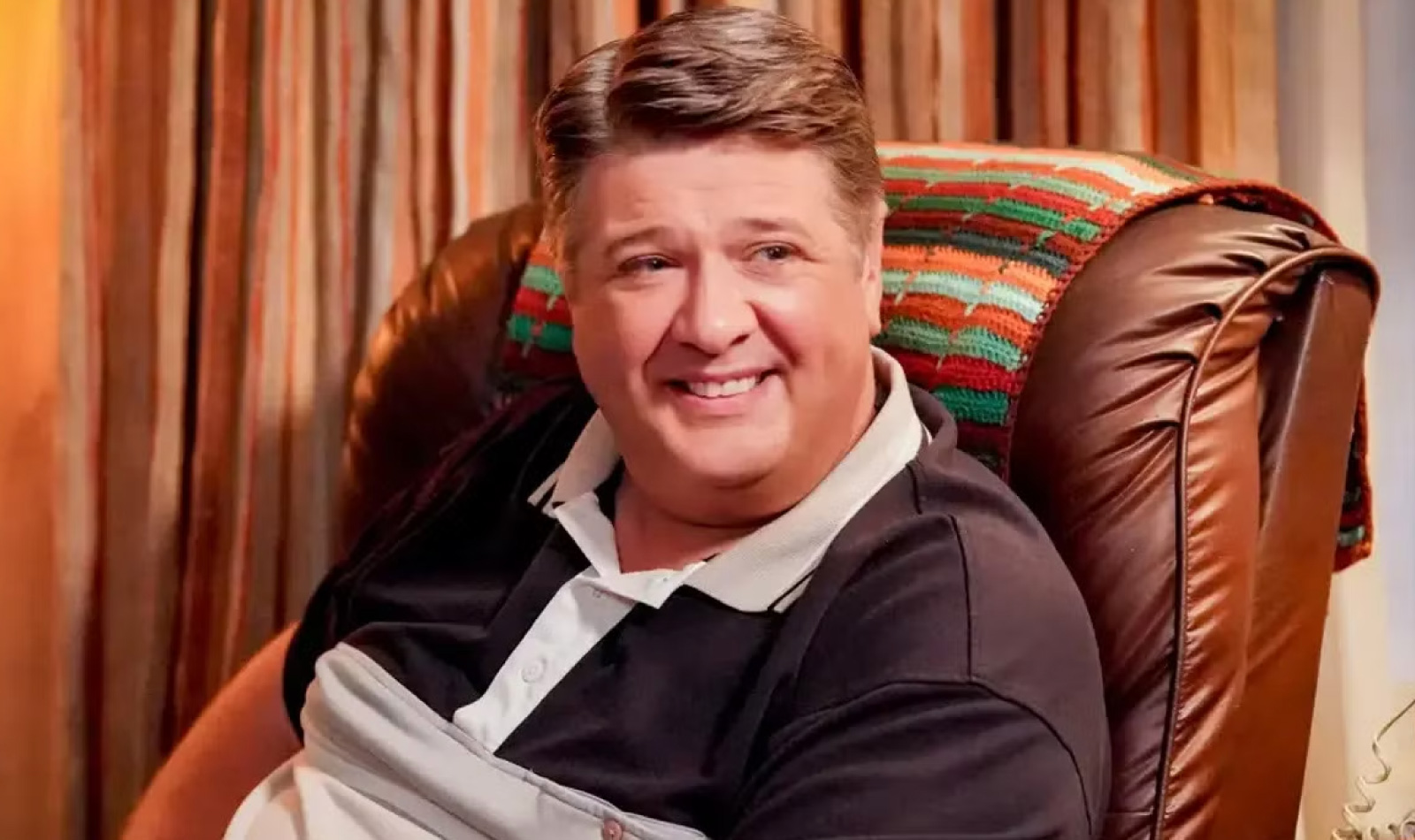 George in Young Sheldon, quando e come muore il padre di Sheldon ...